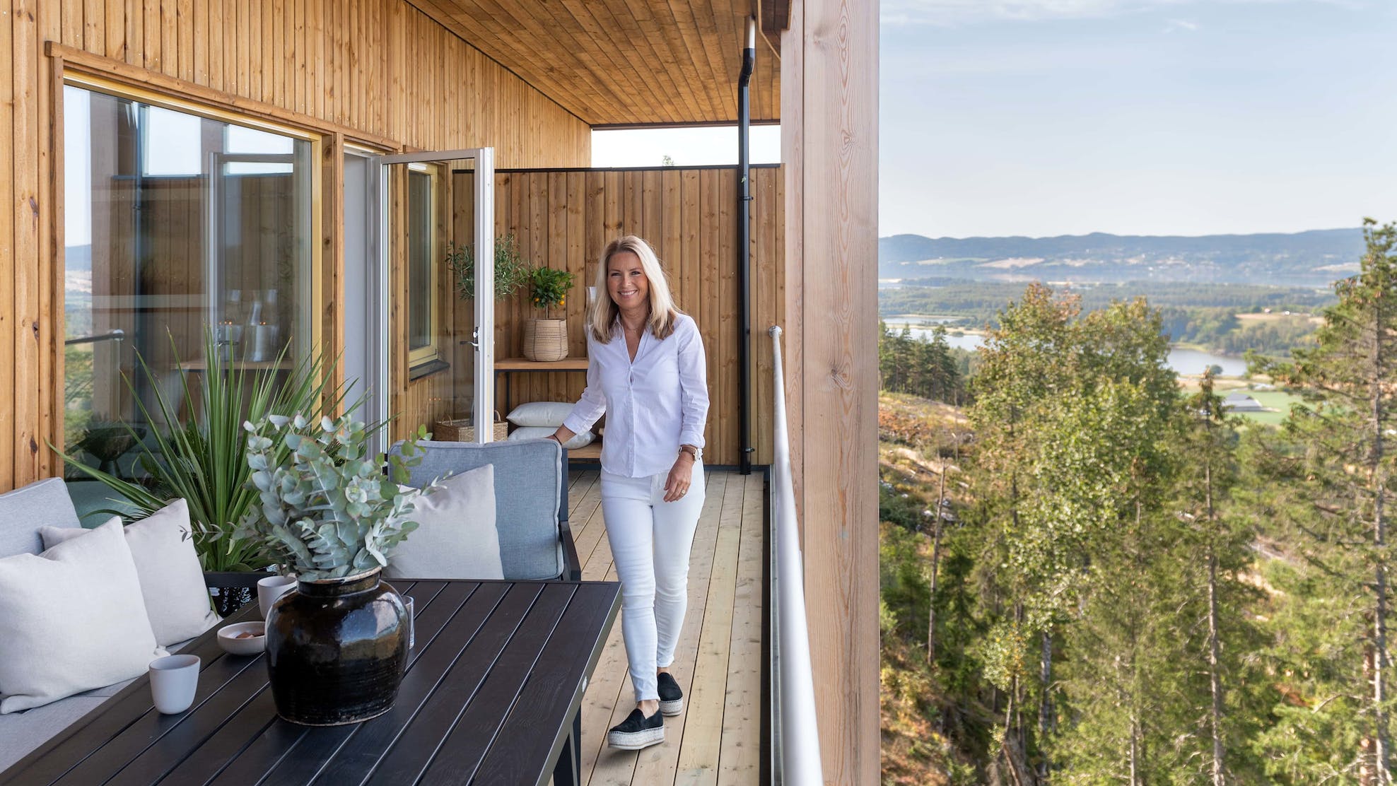 Bli med på innsiden av Trehusene - her finner Tove roen - Boligpartner